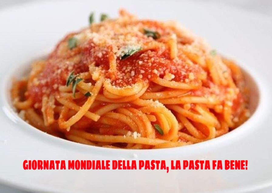 La pasta italiana è la più buona al mondo, spaghetti al pomodoro il ...